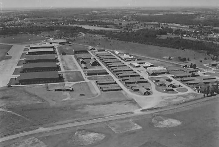 Exhibition Hall + Tours | Base31